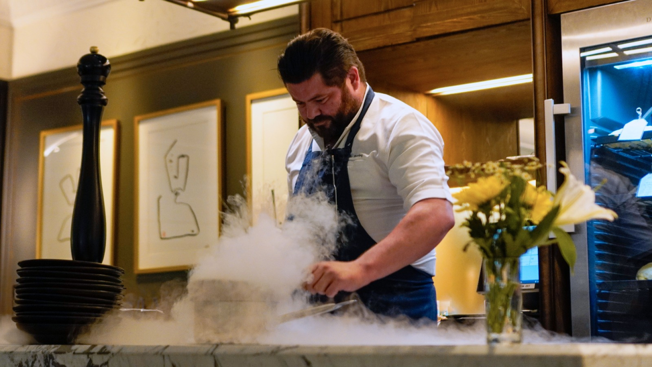 JW Marriot Hadirkan Uppercut Steakhouse, Modern Fine Dining Chef Blake ...