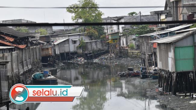 Pemkot Surabaya Siapkan Normalisasi Sungai Kalianak, Pasang Patok Penanda